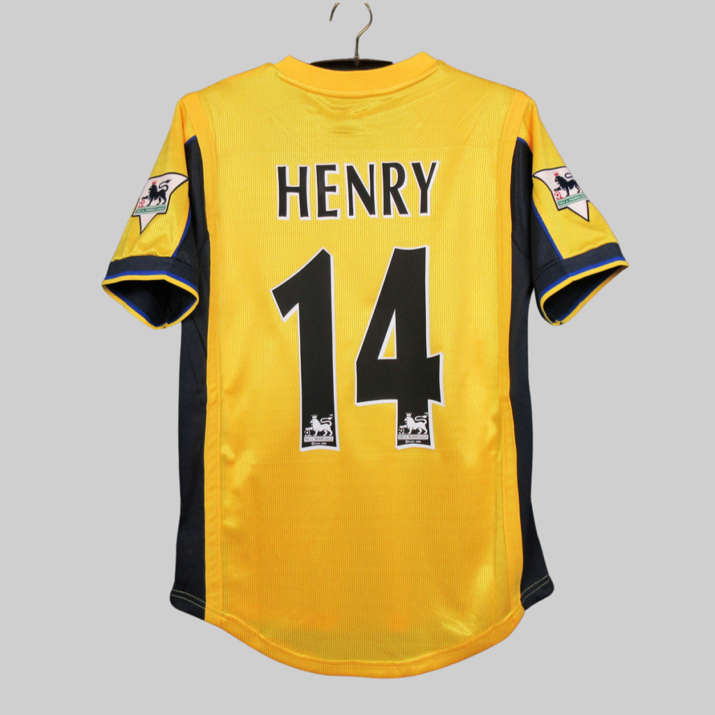 Arsenal 'Bergkamp 10' 1996-1997 'JVC' Premier League Retro Jersey ...